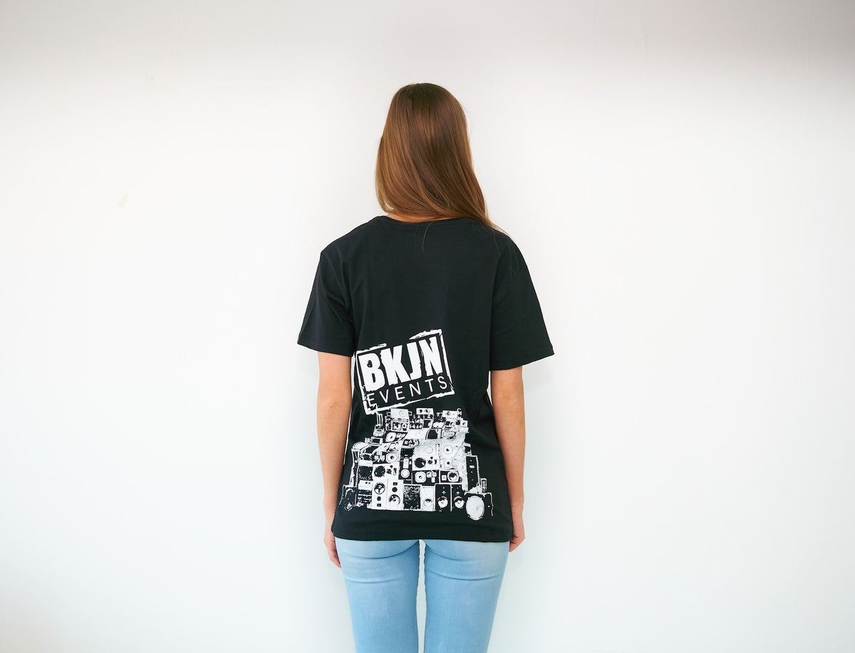 BKJN Logo V-Neck Shirt – BKJN Store